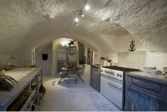 mandarine: The thrill of the find…. Josephine Ryan